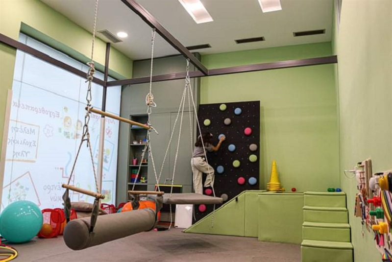 Steps Therapy Εργοθεραπευτής | doctoranytime